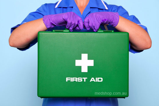 How to Set Up a Basic Home Medical Emergency Kit for Elderly Care ...